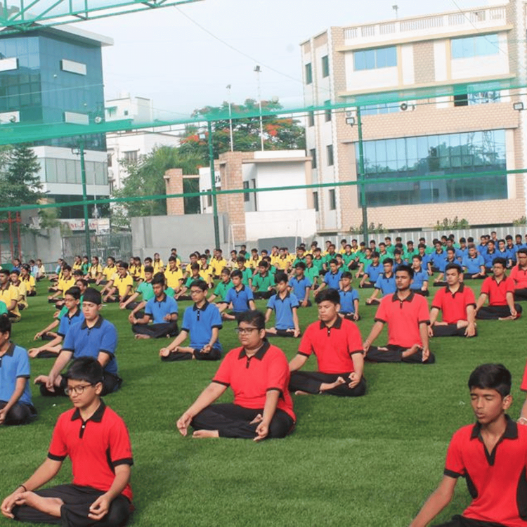 About L. P. Savani Academy | Top School in Surat